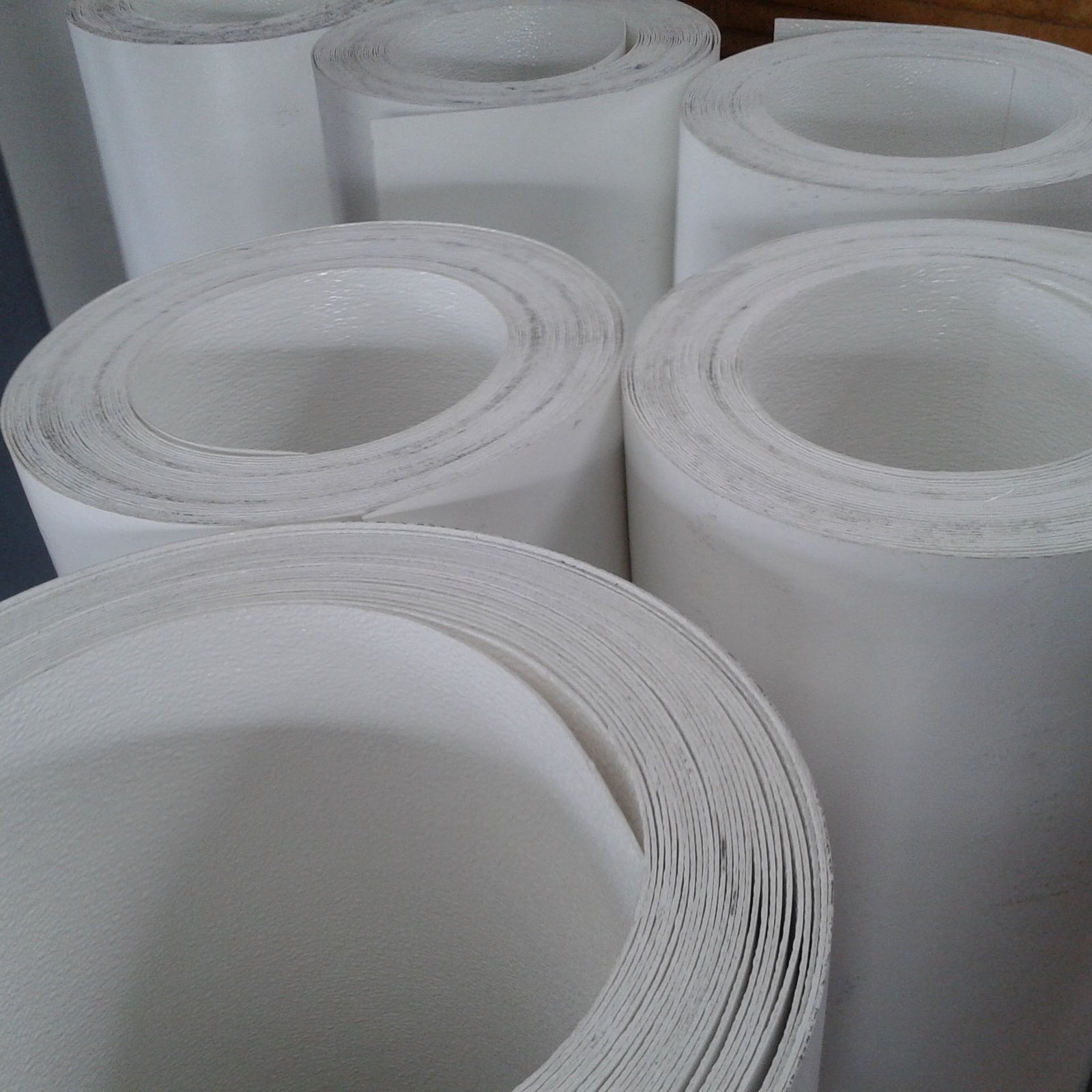 Glasliner, Innovación en recubrimientos para muro y plafón.