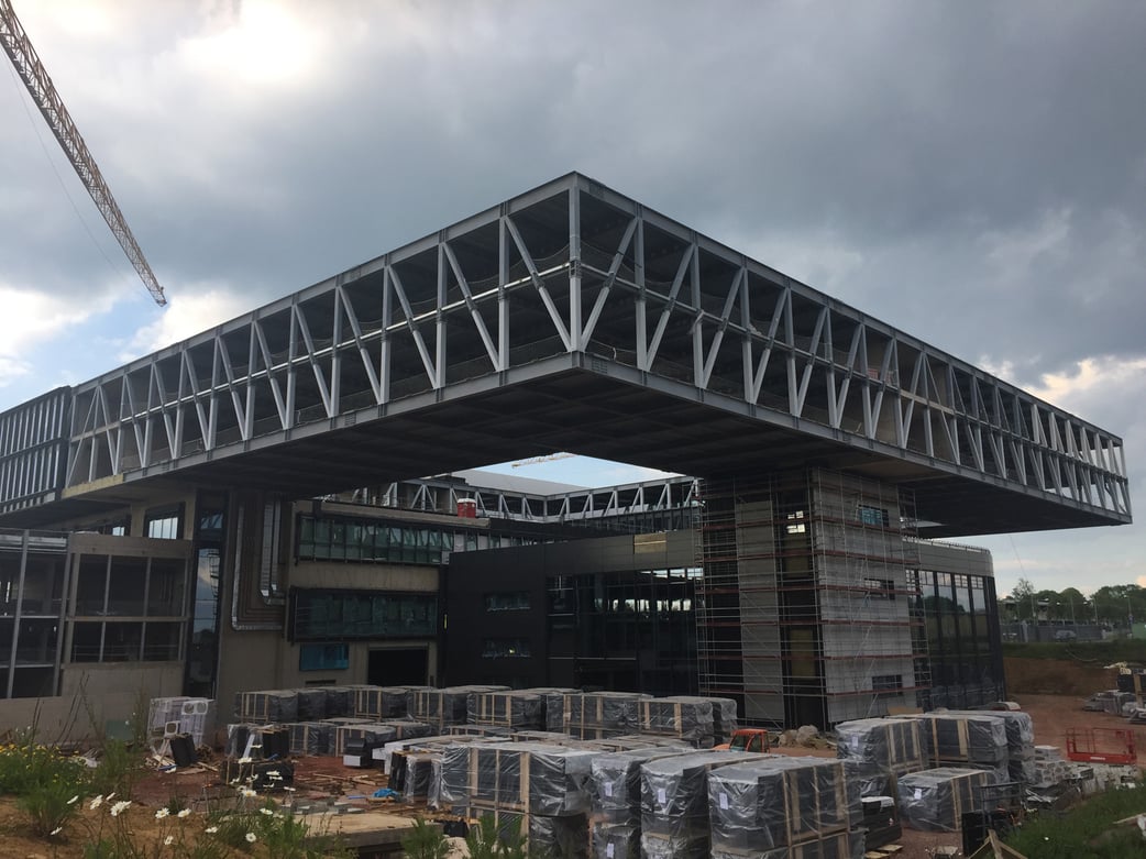 Edificios de acero: Corporativo Cargolux.