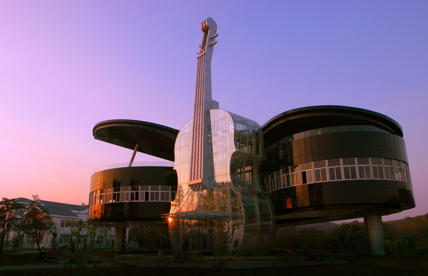 Piano House, el espectacular edificio donde se vive la música.