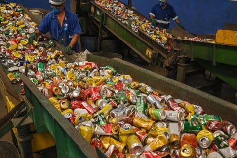 Reciclar latas y su importancia.