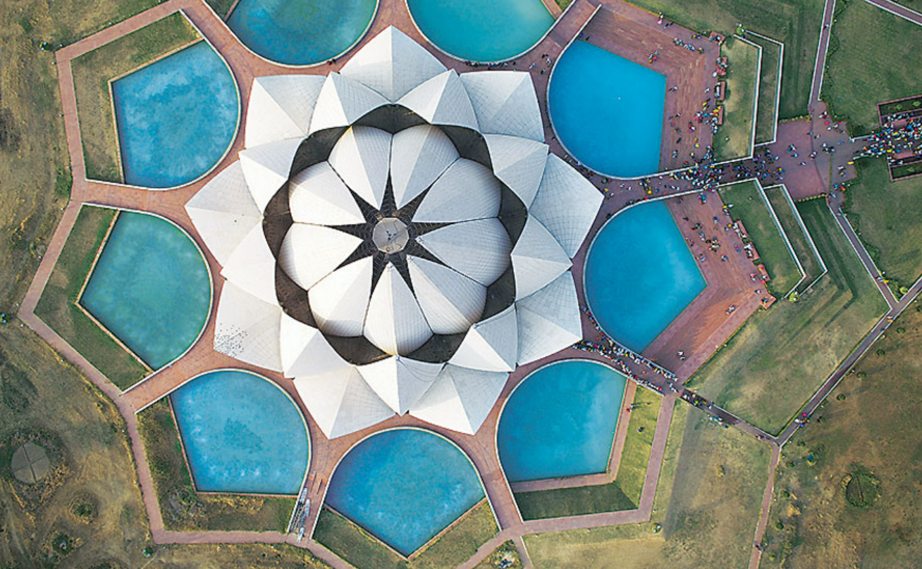 Arquitectura religiosa: Templo de Loto.