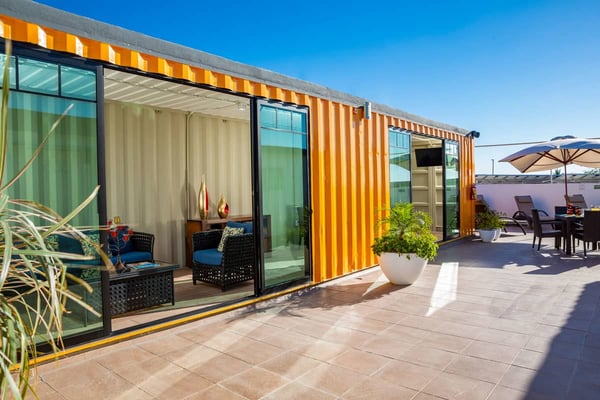 Hotel Container Inn.