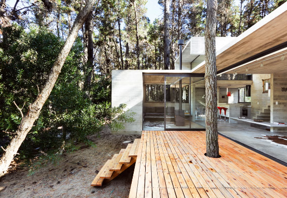 Casa en el bosque, Argentina.