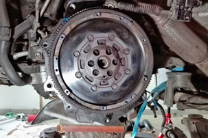 ¿Qué es el volante motor?