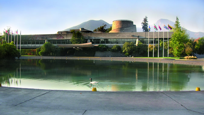 5 edificios para conocer en Santiago de Chile