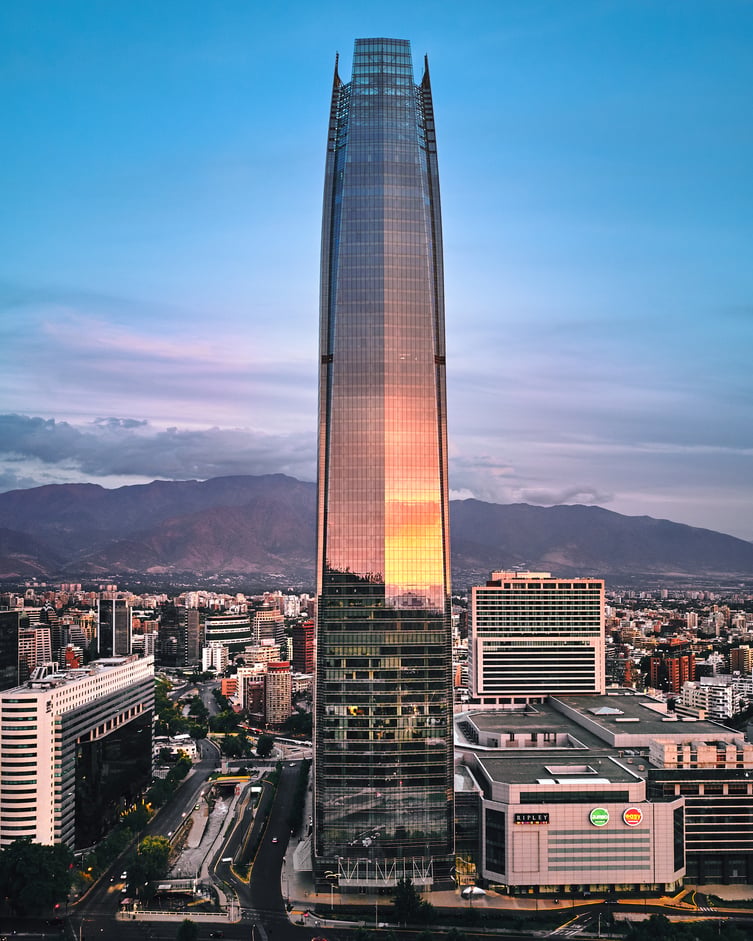 5 edificios para conocer en Santiago de Chile