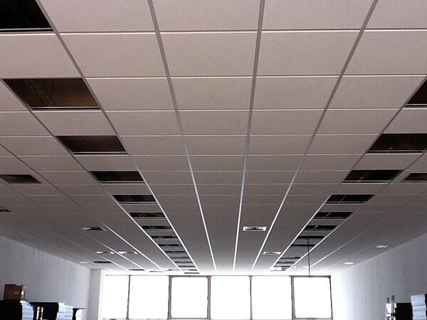 5 beneficios del techo falso.