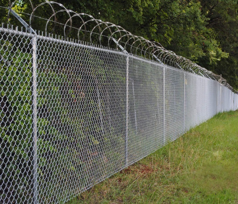 Cómo instalar la malla ciclónica.