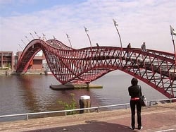 Puente Pythonbrug.