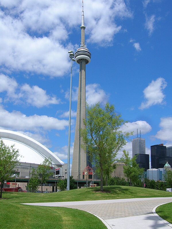 CN TOWER.
