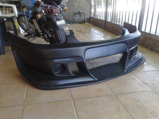 Tipos de parachoques en términos de material utilizado